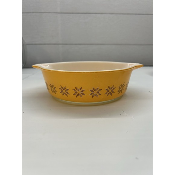 Pyrex | Dining | Vintage Pyrex Town And Country Orange 47 Pint Size ...